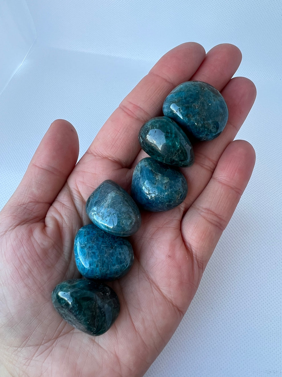 Apatite Tumbled Stone – The Dream Merchants