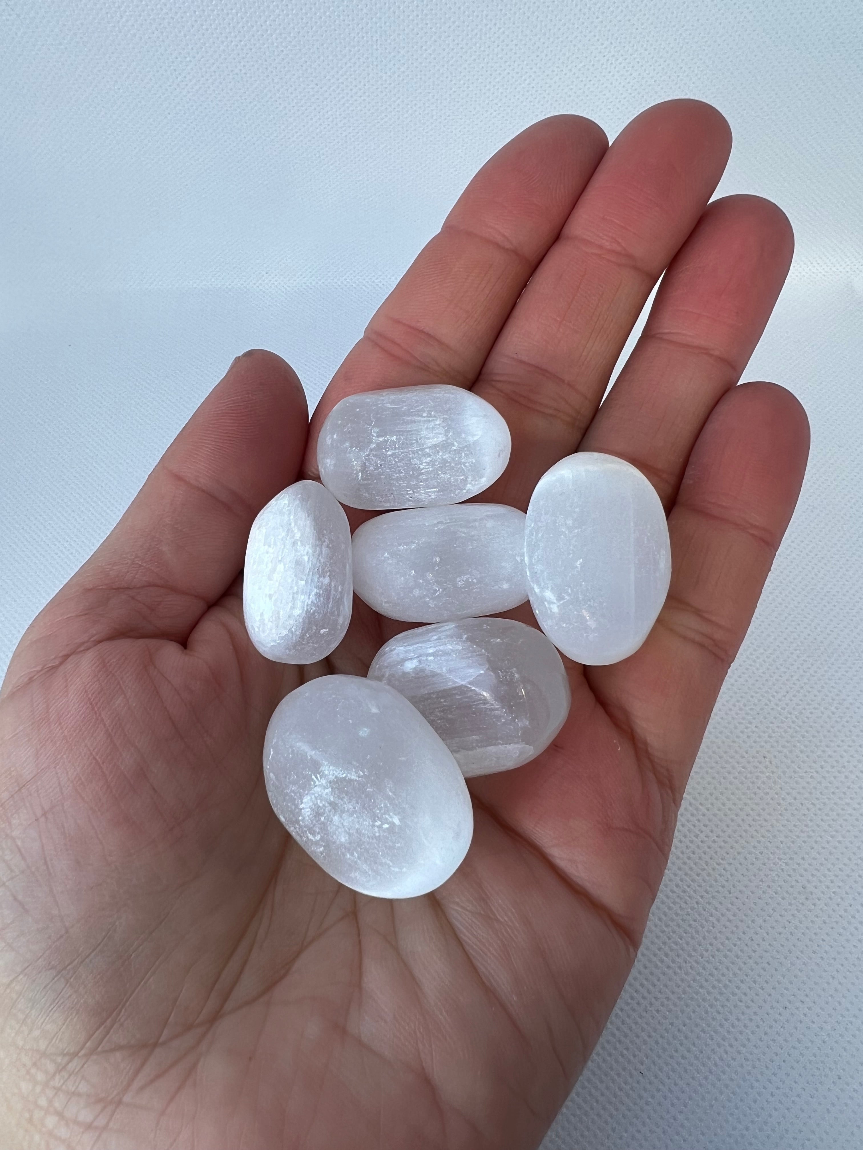Selenite Tumbled Stone – The Dream Merchants