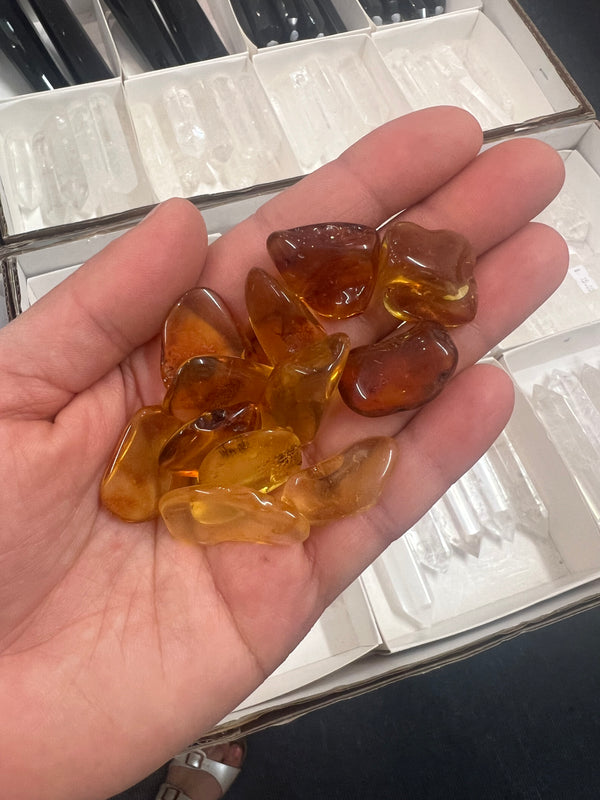Amber Tumbled Stone – The Dream Merchants